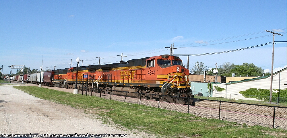 BNSF 4841